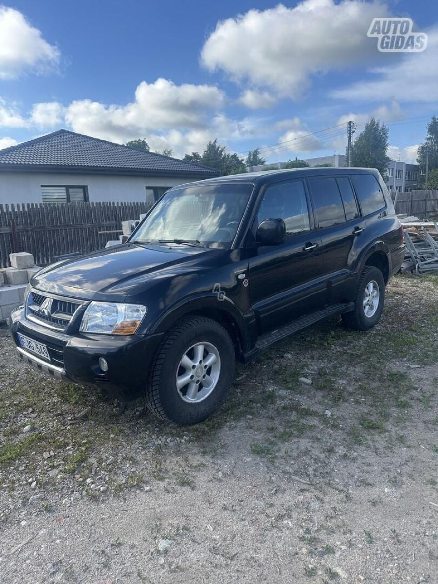 Mitsubishi Pajero 2007 in Klaipeda, with an engine capacity of 3.20 L and mileage of 300 thousand km for 4700 €, photo 4 on AUTOMOTO.COM.LV