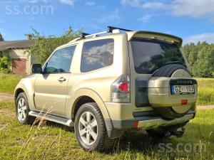 Mitsubishi Pajero 2007 Liepāja, ar dzinēja tilpumu 3.20 L un nobraukumu 226 tūkst. km par 5500 €, foto 5 vietnē AUTOMOTO.COM.LV
