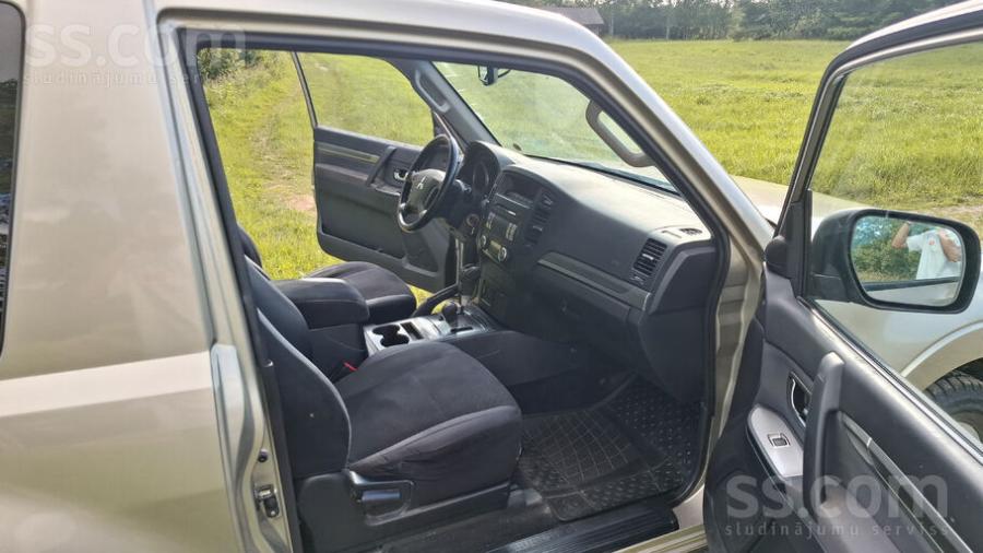 Mitsubishi Pajero 2007 Liepāja, ar dzinēja tilpumu 3.20 L un nobraukumu 226 tūkst. km par 5500 €, foto 11 vietnē AUTOMOTO.COM.LV