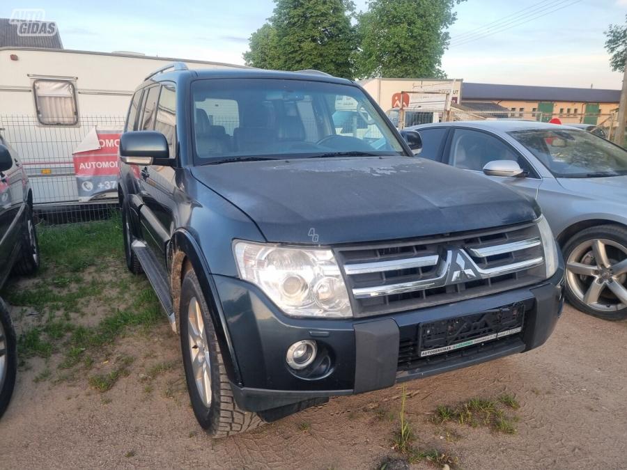 Mitsubishi Pajero 2009 Tauragė, ar dzinēja tilpumu 3.20 L un nobraukumu 250 tūkst. km par 4750 €, foto 3 vietnē AUTOMOTO.COM.LV