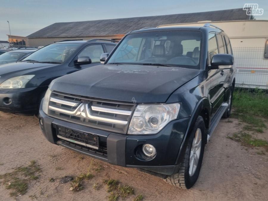 Mitsubishi Pajero 2009 Tauragė, ar dzinēja tilpumu 3.20 L un nobraukumu 250 tūkst. km par 4750 €, foto 5 vietnē AUTOMOTO.COM.LV