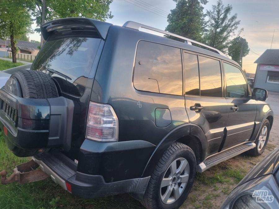 Mitsubishi Pajero 2009 Tauragė, ar dzinēja tilpumu 3.20 L un nobraukumu 250 tūkst. km par 4750 €, foto 8 vietnē AUTOMOTO.COM.LV
