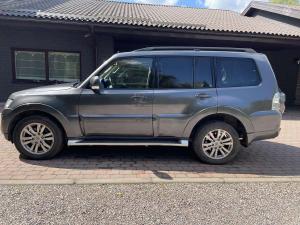 Mitsubishi Pajero 2014 in Telschi, with an engine capacity of 3.20 L and mileage of 242 thousand km for 9200 €, photo 4 on AUTOMOTO.COM.LV