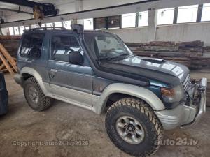 Zaļš Mitsubishi Pajero 1995 Rakvere, ar dzinēja tilpumu 2.80 L un nobraukumu 360 tūkst. km par 6000 €, foto 2 vietnē AUTOMOTO.COM.LV