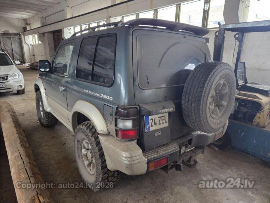 Zaļš Mitsubishi Pajero 1995 Rakvere, ar dzinēja tilpumu 2.80 L un nobraukumu 360 tūkst. km par 6000 €, foto 4 vietnē AUTOMOTO.COM.LV