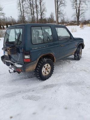 Zaļš Mitsubishi Pajero 1997 Utena, ar dzinēja tilpumu 2.50 L un nobraukumu 152 tūkst. km par 2500 €, foto 2 vietnē AUTOMOTO.COM.LV