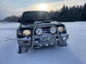 Green Mitsubishi Pajero 1998 in Utena, with an engine capacity of 2.80 L and mileage of 405 thousand km for 5400 €, photo  on AUTOMOTO.COM.LV