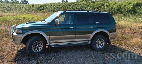 Zaļš Mitsubishi Pajero 1998 Jelgava, ar dzinēja tilpumu 2.50 L un nobraukumu 0 tūkst. km par 1650 €, foto 5 vietnē AUTOMOTO.COM.LV