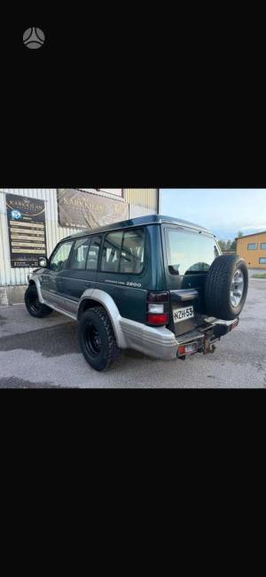 Green Mitsubishi Pajero 1999 in Kelme, with an engine capacity of 2.84 L and mileage of 424 thousand km for 3850 €, photo  on AUTOMOTO.COM.LV