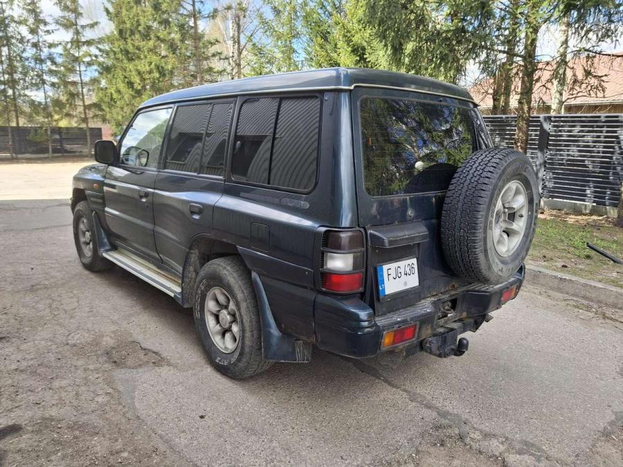 Зеленый Мицубиси Паджеро 2000 в Утена, объемом двигателя 2.84 л и пробегом 390 тыс. км за 2000 €, фото 5 на AUTOMOTO.COM.LV