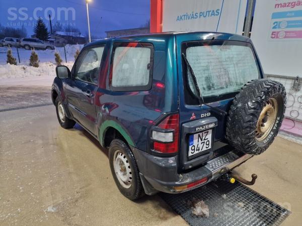 Zaļš Mitsubishi Pajero 2001 Talsi, ar dzinēja tilpumu 3.20 L un nobraukumu 306 tūkst. km par 1500 €, foto 4 vietnē AUTOMOTO.COM.LV