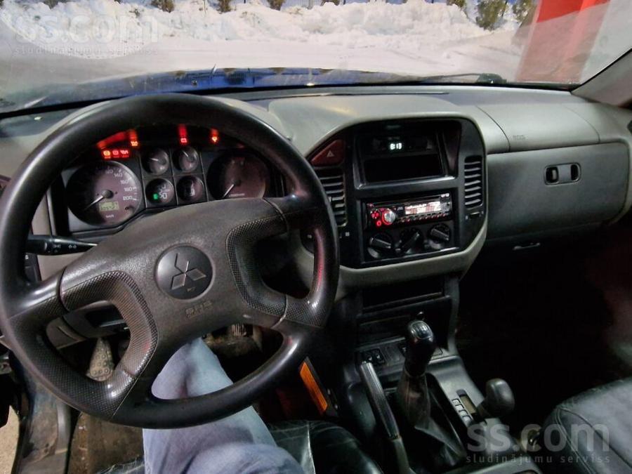 Zaļš Mitsubishi Pajero 2001 Talsi, ar dzinēja tilpumu 3.20 L un nobraukumu 306 tūkst. km par 1500 €, foto 7 vietnē AUTOMOTO.COM.LV
