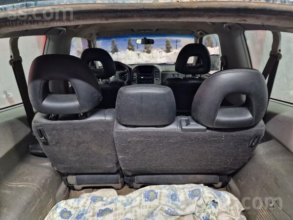 Zaļš Mitsubishi Pajero 2001 Talsi, ar dzinēja tilpumu 3.20 L un nobraukumu 306 tūkst. km par 1500 €, foto 8 vietnē AUTOMOTO.COM.LV