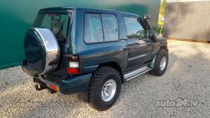 Zaļš Mitsubishi Pajero 2002 Tartu, ar dzinēja tilpumu 2.50 L un nobraukumu 121 tūkst. km par 8900 €, foto 3 vietnē AUTOMOTO.COM.LV