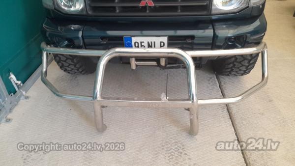 Zaļš Mitsubishi Pajero 2002 Tartu, ar dzinēja tilpumu 2.50 L un nobraukumu 121 tūkst. km par 8900 €, foto 10 vietnē AUTOMOTO.COM.LV