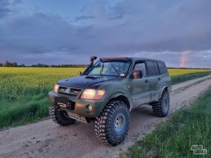 Green Mitsubishi Pajero 2003 in Vilnius, with an engine capacity of 3.20 L and mileage of 148 thousand km for 8000 €, photo  on AUTOMOTO.COM.LV