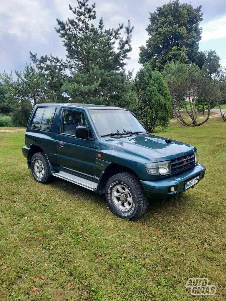 Zaļš Mitsubishi Pajero 2003 Viļņa, ar dzinēja tilpumu 2.50 L un nobraukumu 254 tūkst. km par 4300 €, foto 4 vietnē AUTOMOTO.COM.LV