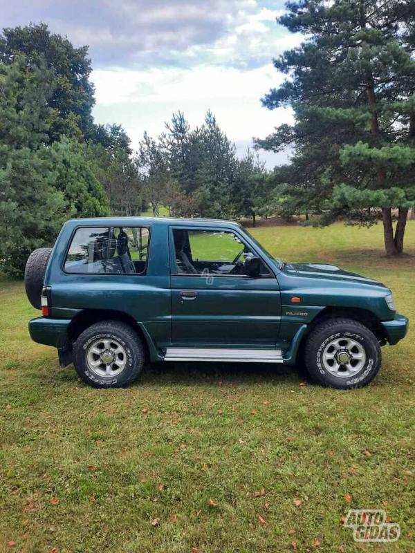 Zaļš Mitsubishi Pajero 2003 Viļņa, ar dzinēja tilpumu 2.50 L un nobraukumu 254 tūkst. km par 4300 €, foto 5 vietnē AUTOMOTO.COM.LV
