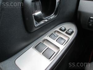 Zaļš Mitsubishi Pajero 2007 Rīga, ar dzinēja tilpumu 3.20 L un nobraukumu 317 tūkst. km par 7150 €, foto 8 vietnē AUTOMOTO.COM.LV