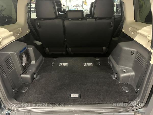 Green Mitsubishi Pajero 2019 in Tallinn, with an engine capacity of 3.20 L and mileage of 74 thousand km for 37990 €, photo 10 on AUTOMOTO.COM.LV