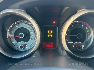 Green Mitsubishi Pajero 2019 in Tallinn, with an engine capacity of 3.20 L and mileage of 74 thousand km for 37990 €, photo 19 on AUTOMOTO.COM.LV