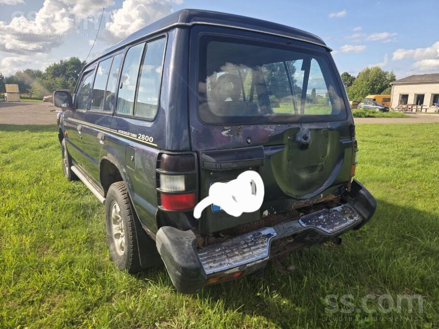 Зеленый Мицубиси Паджеро 1996 в Тукумс, объемом двигателя 2.80 л и пробегом 265 тыс. км за 1000 €, фото 10 на AUTOMOTO.COM.LV
