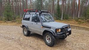 Grey Mitsubishi Pajero 1986 in Ogre, with an engine capacity of 2.50 L and mileage of 239 thousand km for 4000 €, photo  on AUTOMOTO.COM.LV