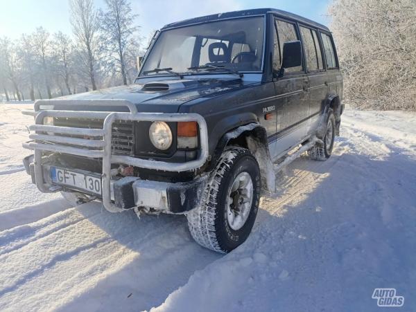 Pelēks Mitsubishi Pajero 1992 Viļņa, ar dzinēja tilpumu 2.50 L un nobraukumu 400 tūkst. km par 2500 €, foto 8 vietnē AUTOMOTO.COM.LV