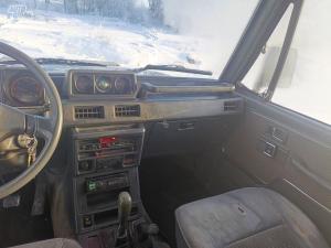 Pelēks Mitsubishi Pajero 1992 Viļņa, ar dzinēja tilpumu 2.50 L un nobraukumu 400 tūkst. km par 2500 €, foto 13 vietnē AUTOMOTO.COM.LV