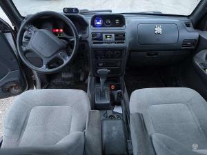 Grey Mitsubishi Pajero 1992 in Kaunas, with an engine capacity of 2.97 L and mileage of 270 thousand km for 999 €, photo 9 on AUTOMOTO.COM.LV