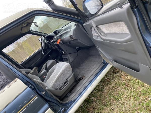 Grey Mitsubishi Pajero 1994 in Aluksne, with an engine capacity of 2.50 L and mileage of 367 thousand km for 6500 €, photo 4 on AUTOMOTO.COM.LV