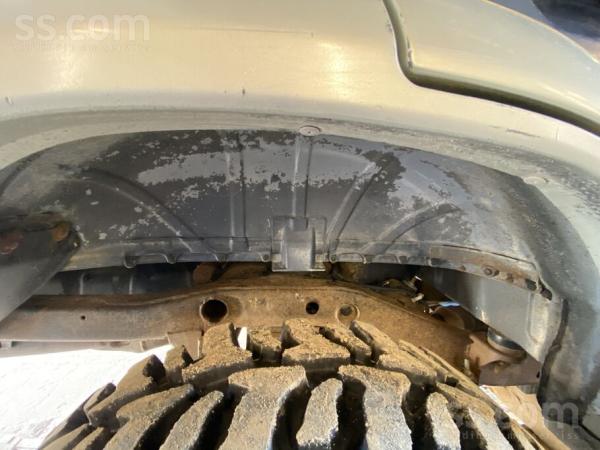 Grey Mitsubishi Pajero 1994 in Aluksne, with an engine capacity of 2.50 L and mileage of 367 thousand km for 6500 €, photo 10 on AUTOMOTO.COM.LV