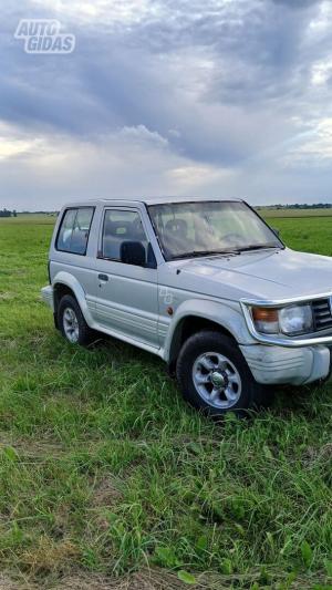 Pelēks Mitsubishi Pajero 1995 Kauņa, ar dzinēja tilpumu 2.50 L un nobraukumu 313 tūkst. km par 3650 €, foto 4 vietnē AUTOMOTO.COM.LV