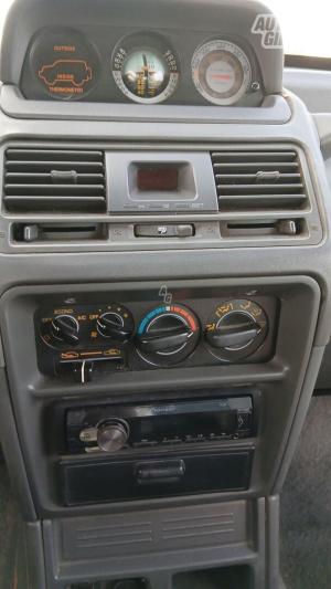 Pelēks Mitsubishi Pajero 1995 Kauņa, ar dzinēja tilpumu 2.50 L un nobraukumu 313 tūkst. km par 3650 €, foto 11 vietnē AUTOMOTO.COM.LV