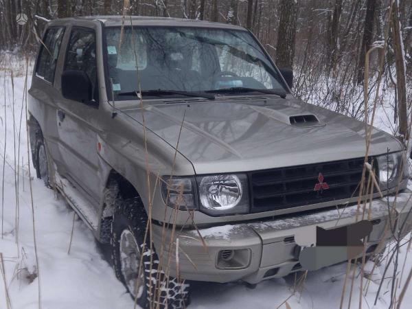 Grey Mitsubishi Pajero 1998 in Panevezys, with an engine capacity of 2.84 L and mileage of 160 thousand km for 4200 €, photo 2 on AUTOMOTO.COM.LV