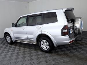 Grey Mitsubishi Pajero 2000 in Tallinn, with an engine capacity of 3.20 L and mileage of 339 thousand km for 1999 €, photo 13 on AUTOMOTO.COM.LV