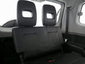 Grey Mitsubishi Pajero 2000 in Tallinn, with an engine capacity of 3.20 L and mileage of 339 thousand km for 1999 €, photo 17 on AUTOMOTO.COM.LV