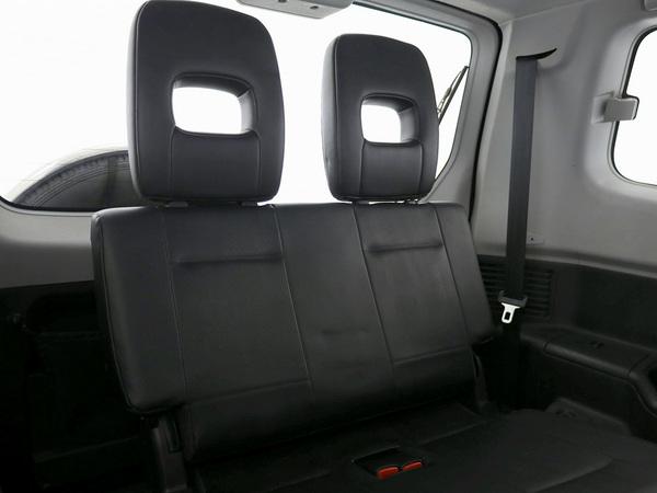 Grey Mitsubishi Pajero 2000 in Tallinn, with an engine capacity of 3.20 L and mileage of 339 thousand km for 1799 €, photo 9 on AUTOMOTO.COM.LV
