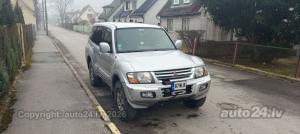 Pelēks Mitsubishi Pajero 2001 Tallina, ar dzinēja tilpumu 3.20 L un nobraukumu 247 tūkst. km par 5500 €, foto 2 vietnē AUTOMOTO.COM.LV