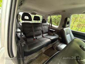 Pelēks Mitsubishi Pajero 2001 Tartu, ar dzinēja tilpumu 3.20 L un nobraukumu 297 tūkst. km par 2999 €, foto 15 vietnē AUTOMOTO.COM.LV