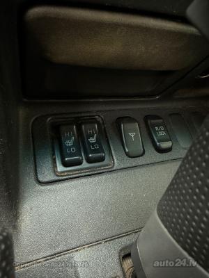 Pelēks Mitsubishi Pajero 2001 Tartu, ar dzinēja tilpumu 3.20 L un nobraukumu 297 tūkst. km par 2999 €, foto 17 vietnē AUTOMOTO.COM.LV