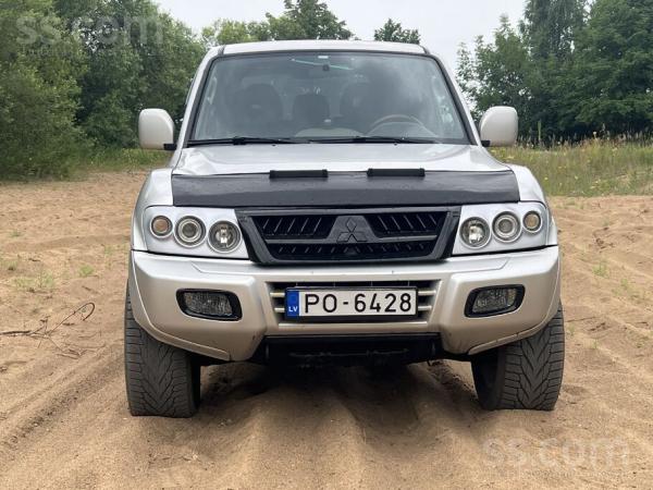 Серый Мицубиси Паджеро 2001 в Рига, объемом двигателя 3.20 л и пробегом 520 тыс. км за 2500 €, фото 2 на AUTOMOTO.COM.LV
