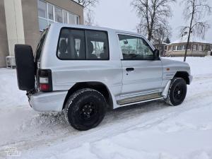 Grey Mitsubishi Pajero 2002 in Raseiniai, with an engine capacity of 2.50 L and mileage of 304 thousand km for 4650 €, photo 7 on AUTOMOTO.COM.LV