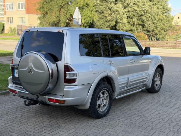 Pelēks Mitsubishi Pajero 2002 Kaišiadorys, ar dzinēja tilpumu 3.20 L un nobraukumu 343 tūkst. km par 3150 €, foto 8 vietnē AUTOMOTO.COM.LV