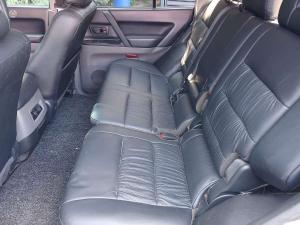 Grey Mitsubishi Pajero 2002 in Vilnius, with an engine capacity of 3.20 L and mileage of 370 thousand km for 1999 €, photo 15 on AUTOMOTO.COM.LV