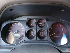 Grey Mitsubishi Pajero 2002 in Vilnius, with an engine capacity of 3.20 L and mileage of 370 thousand km for 1999 €, photo 18 on AUTOMOTO.COM.LV