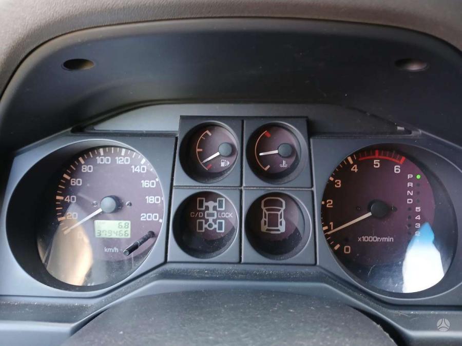 Grey Mitsubishi Pajero 2002 in Vilnius, with an engine capacity of 3.20 L and mileage of 370 thousand km for 1999 €, photo 18 on AUTOMOTO.COM.LV