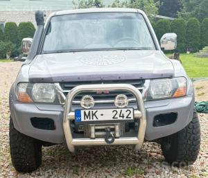Pelēks Mitsubishi Pajero 2002 Liepāja, ar dzinēja tilpumu 3.50 L un nobraukumu 235 tūkst. km par 6000 €, foto 3 vietnē AUTOMOTO.COM.LV