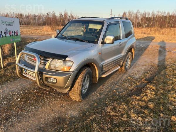 Серый Мицубиси Паджеро 2002 в Рига, объемом двигателя 3.20 л и пробегом 145 тыс. км за 3800 €, фото 3 на AUTOMOTO.COM.LV