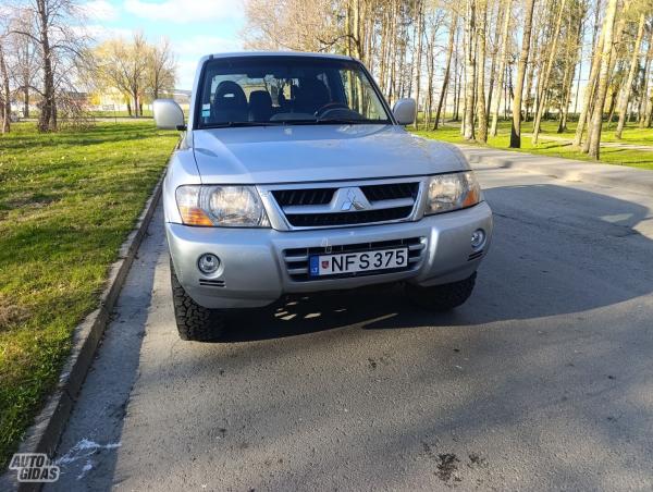 Pelēks Mitsubishi Pajero 2003 Mažeikiai, ar dzinēja tilpumu 3.20 L un nobraukumu 285 tūkst. km par 6800 €, foto 3 vietnē AUTOMOTO.COM.LV
